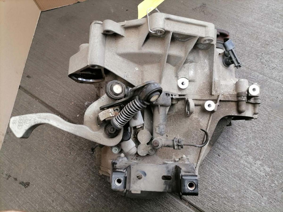 Seat Ibiza 6L original 5 Gang Schaltgetriebe GKU 1.2 12V 47kW Bj.2003 ...